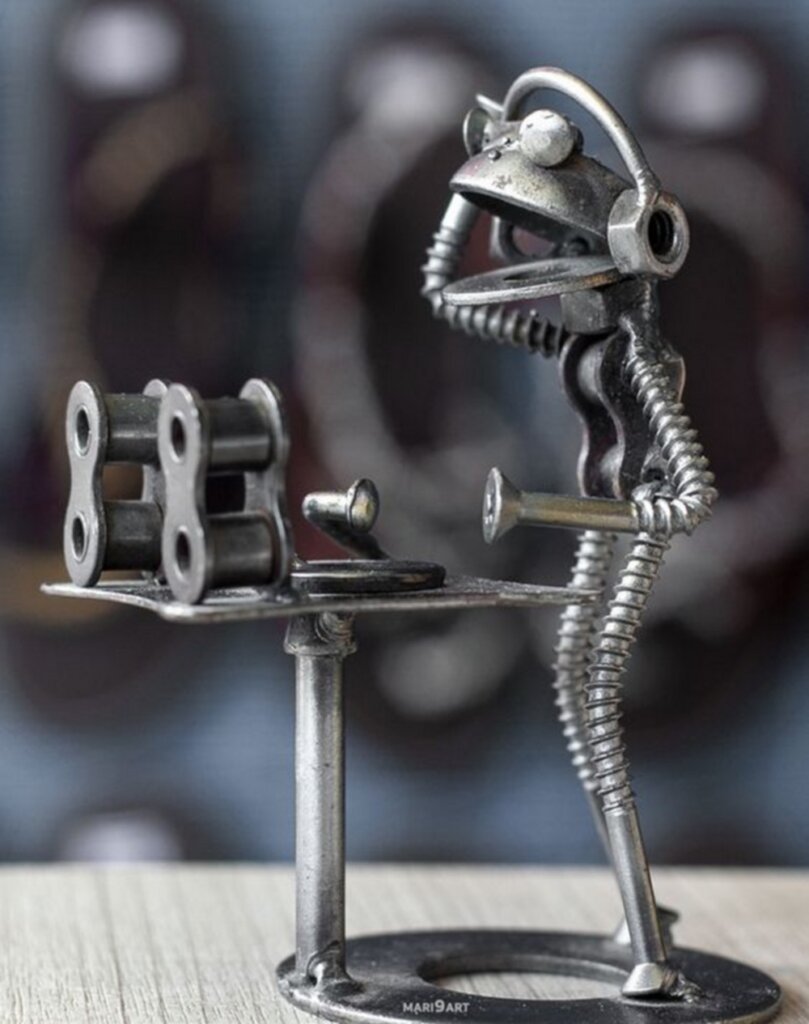 DIY Scrap Metal Art Craft Sculptures | Rustic Home Decor and Design Ideas.